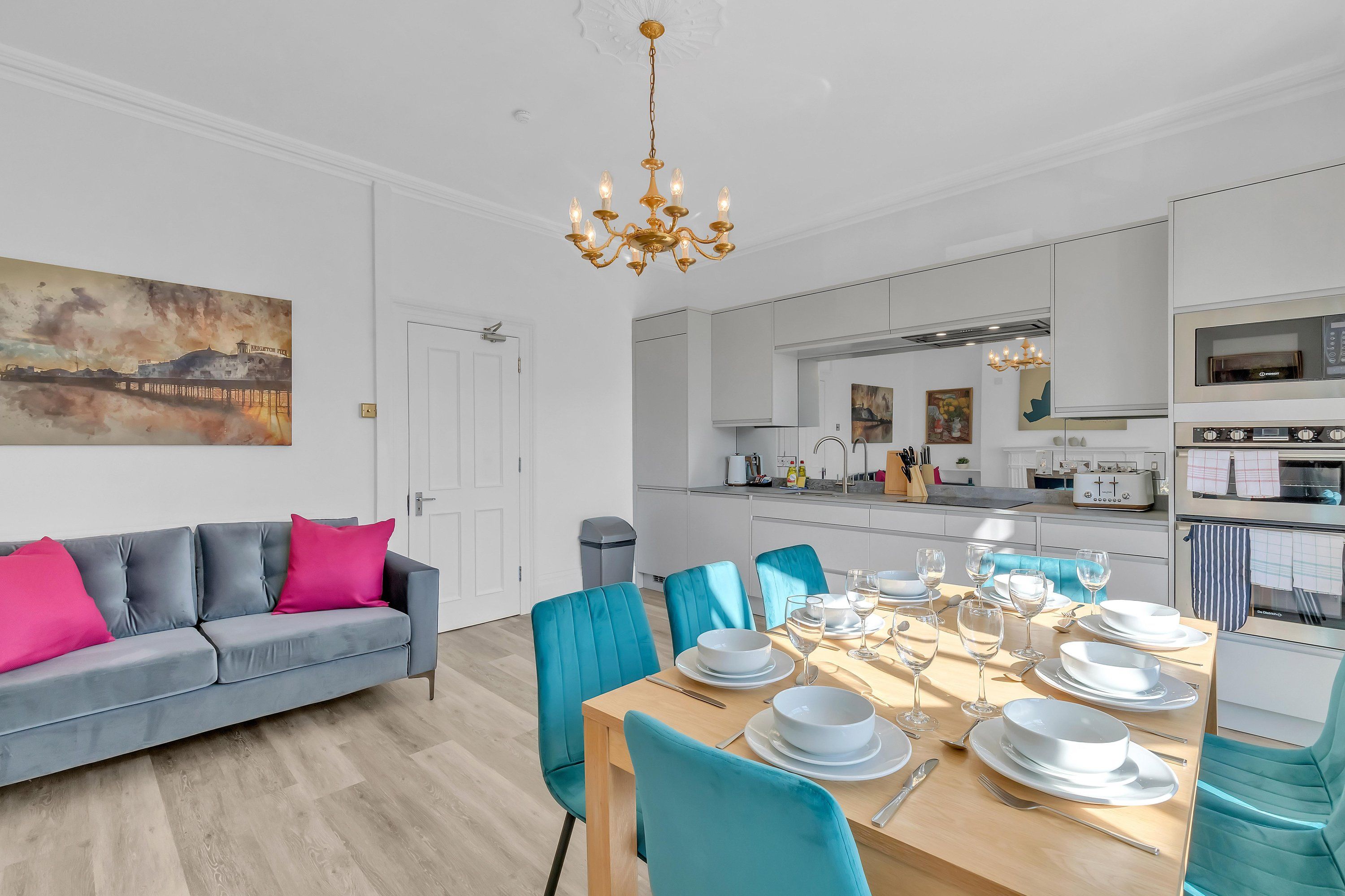 City Chic Townhouse | By My Getaways - Brighton