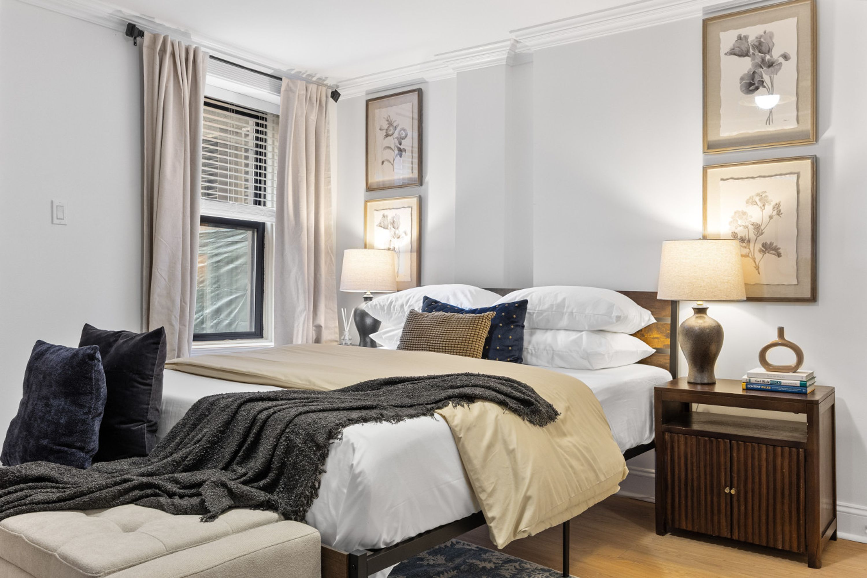 Garden Apt In Harlem Brownstone - New York